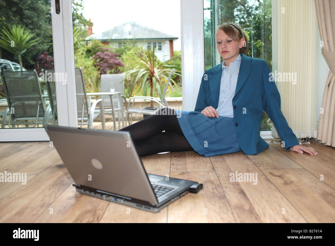 Teenager studying model released hi-res stock photography and images ...