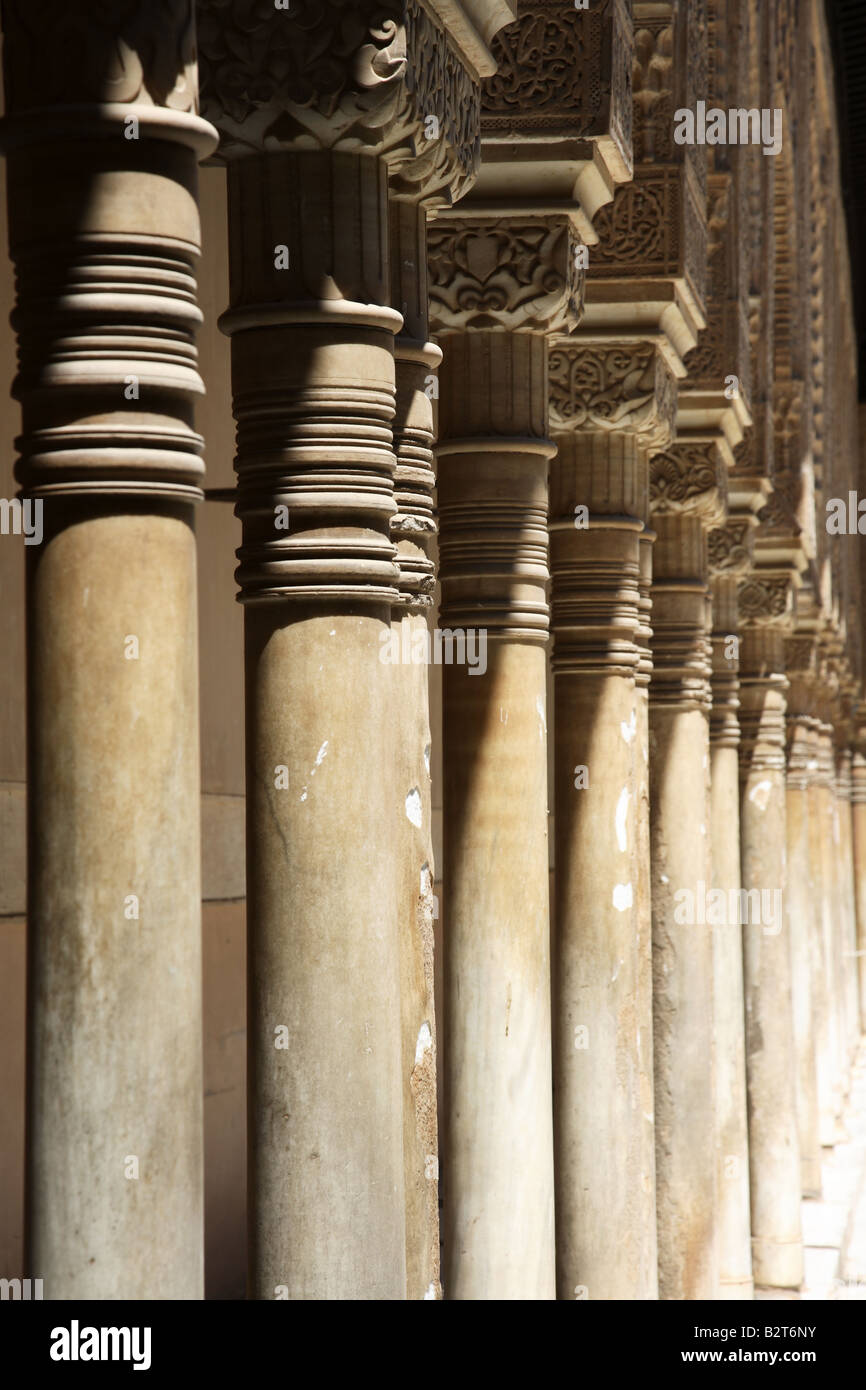 Alhambra columns hi-res stock photography and images - Alamy