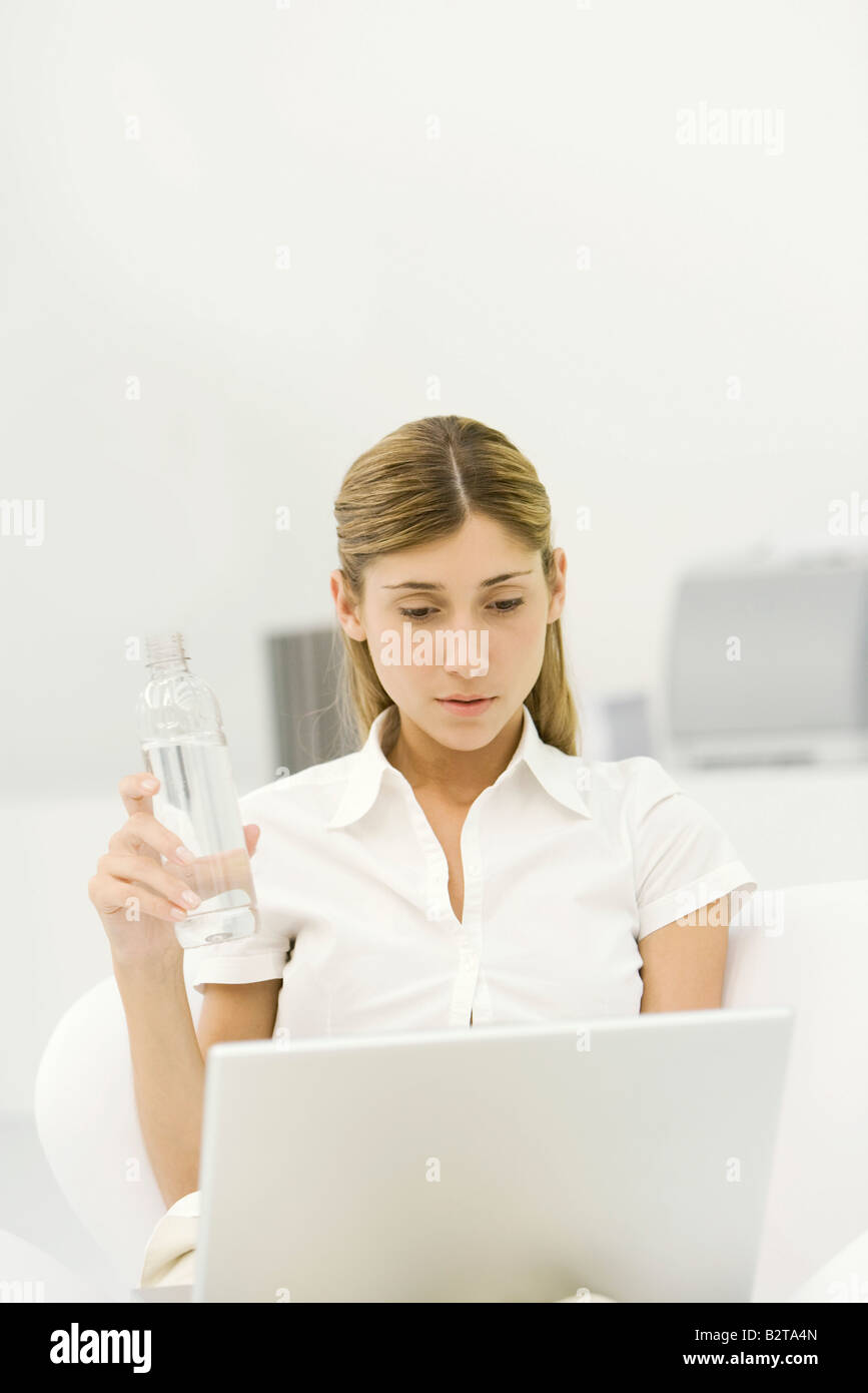 Multitasker computer hi-res stock photography and images - Alamy