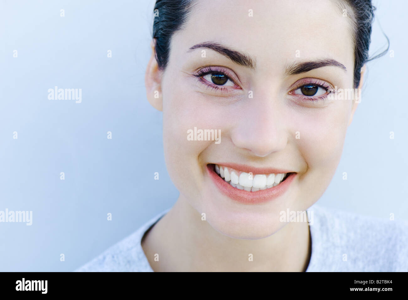 Camera headshot hi-res stock photography and images - Alamy