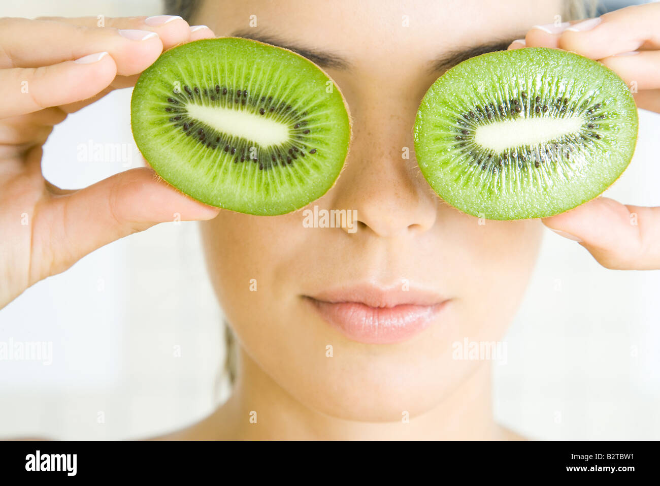 Kiwi And Eyes High Resolution Stock Photography and Images - Alamy