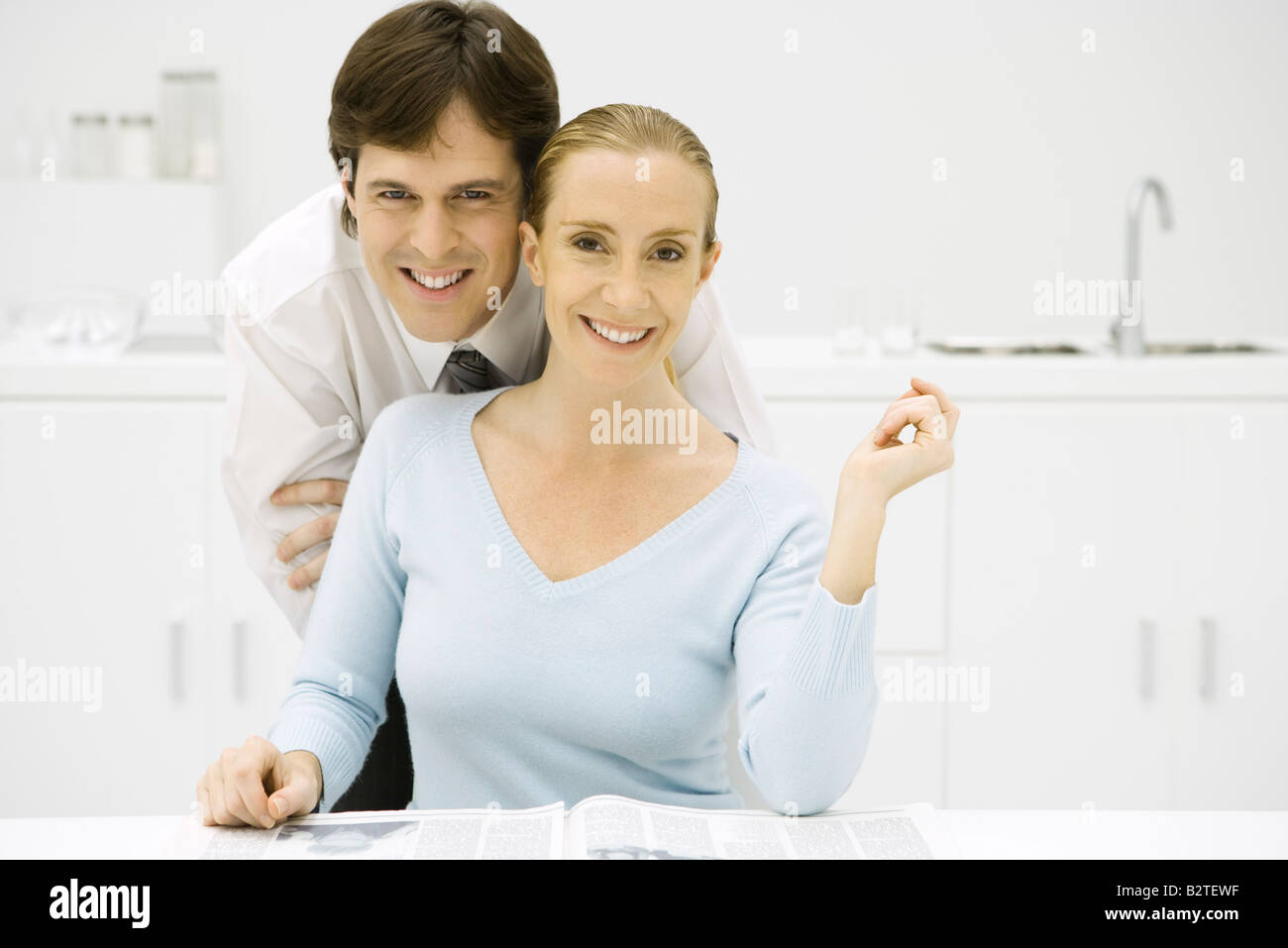 Man leaning over from behind hi-res stock photography and images - Alamy