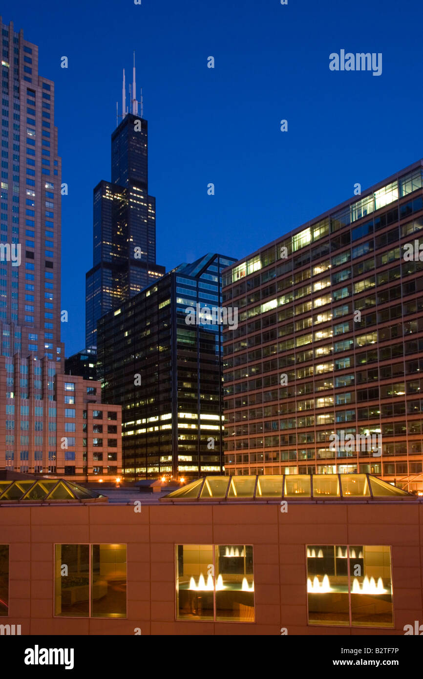 Downtown Chicago after sunset Stock Photo - Alamy