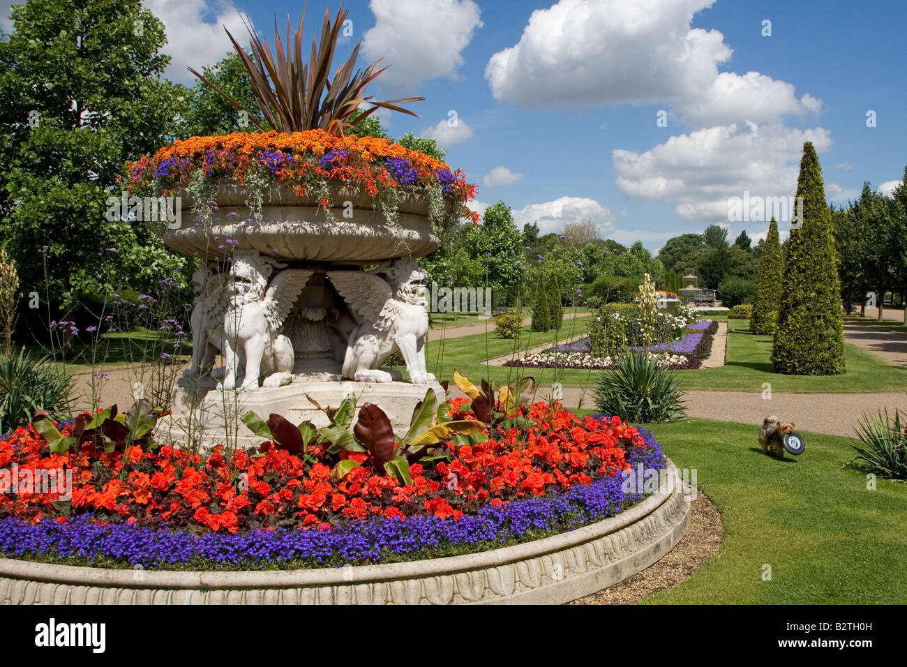 Regents Park London Summer Stock Photo - Alamy