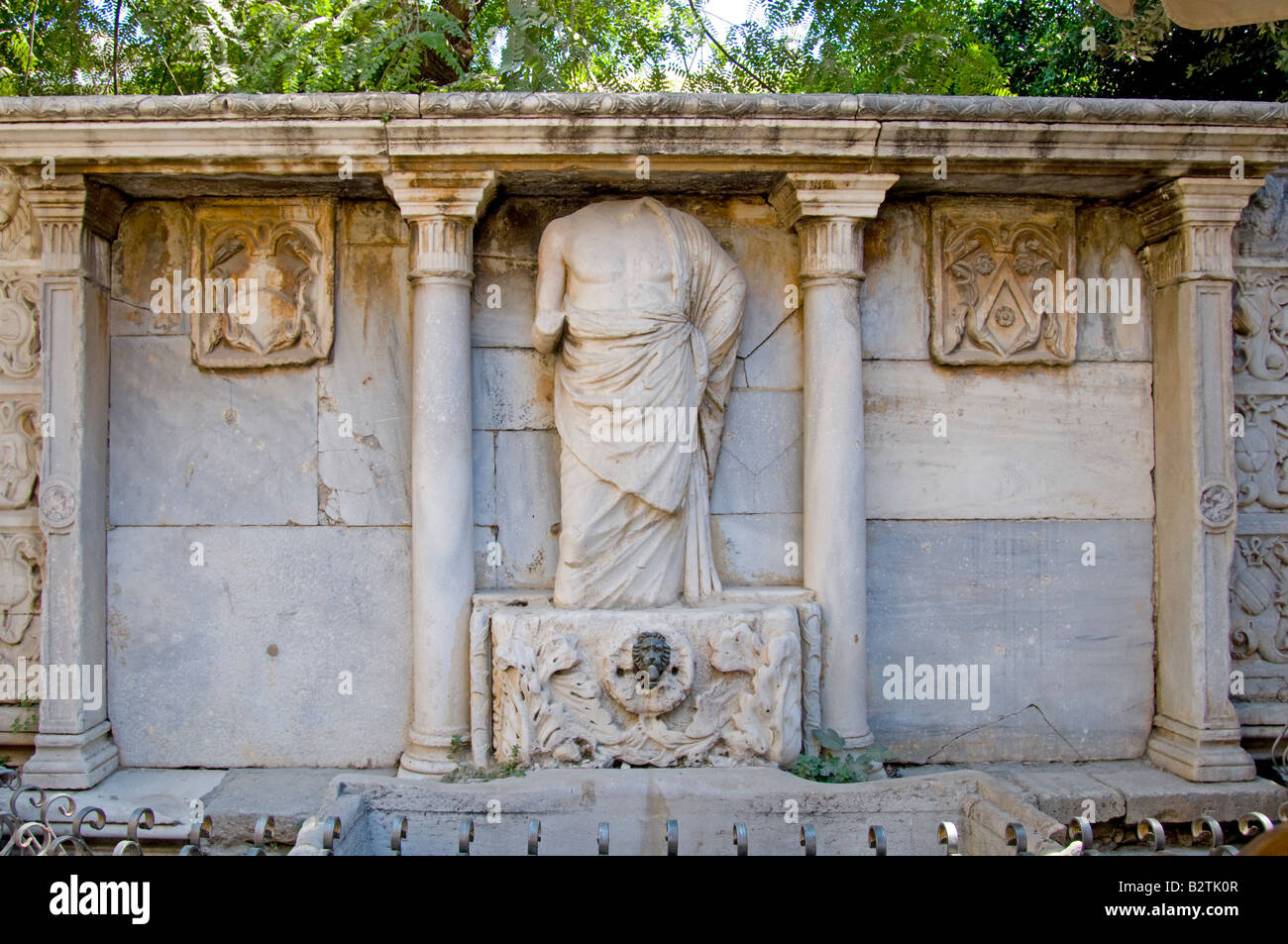 Bembo heraklion hi-res stock photography and images - Alamy