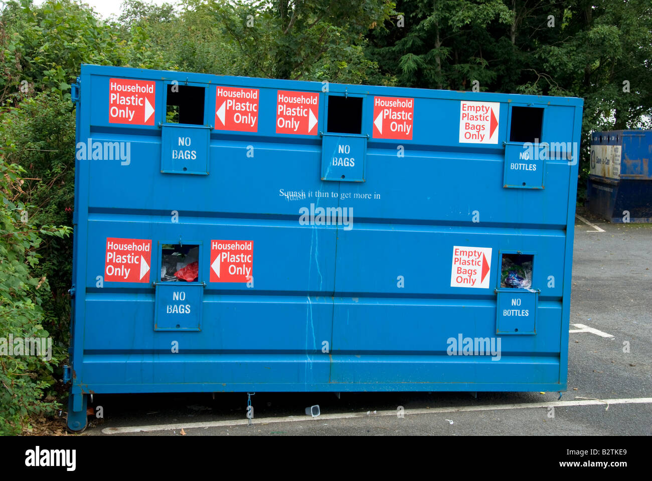 Plastic recycling container hi-res stock photography and images - Alamy