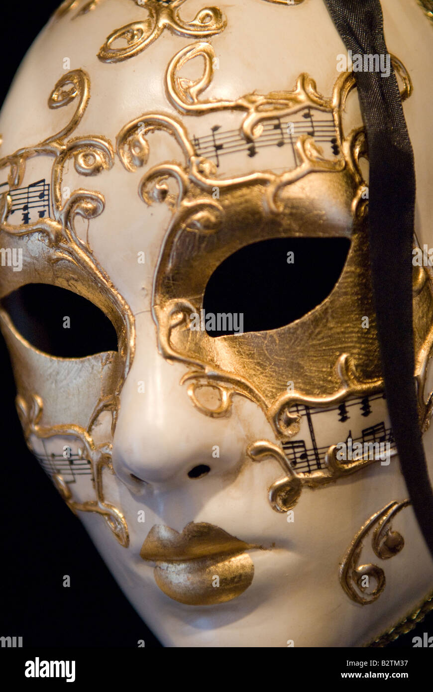 Ornate mask hi-res stock photography and images - Alamy