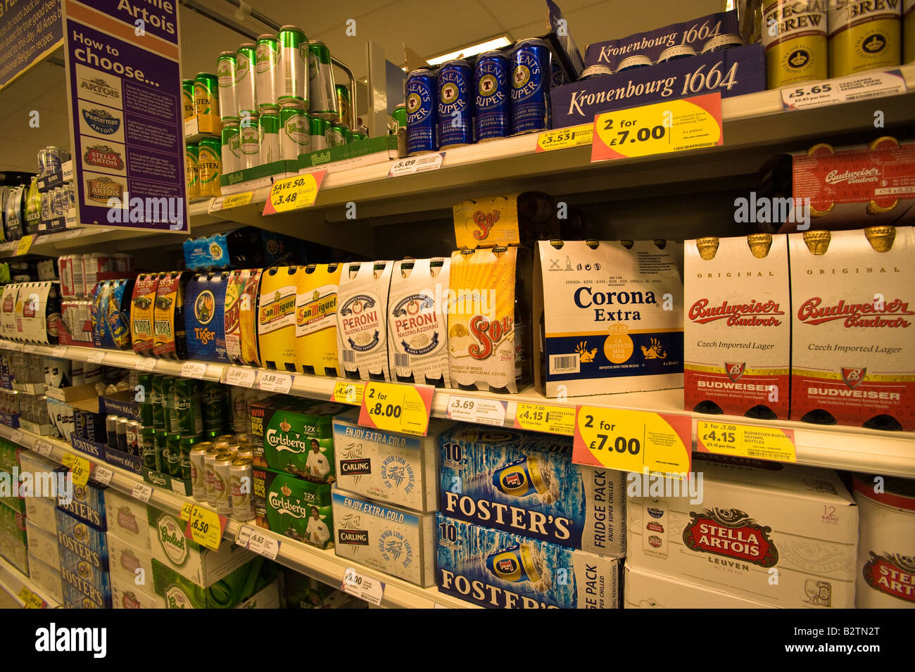 Alcohol beer shelf store hi-res stock photography and images - Alamy