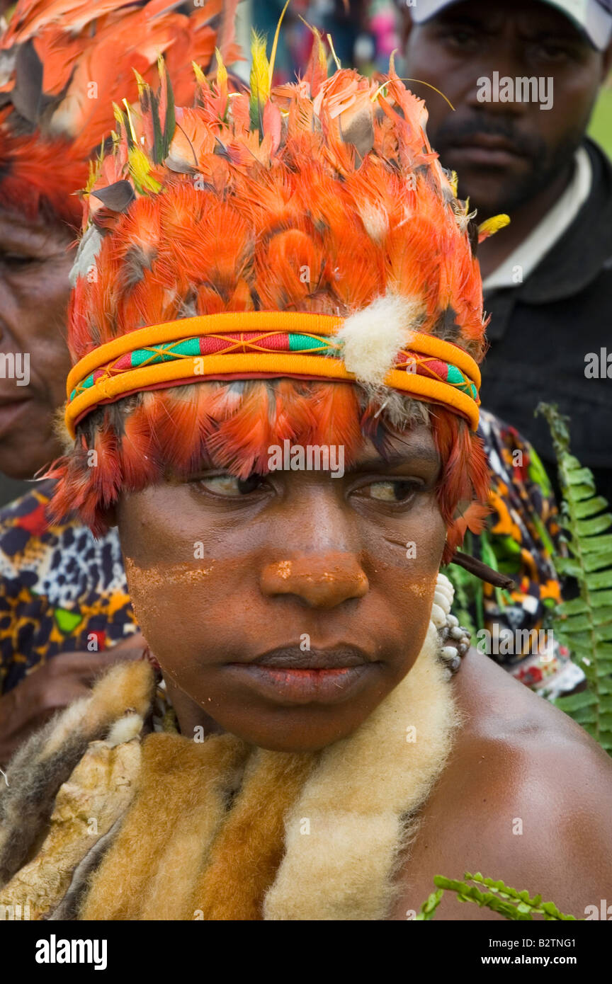 Papua new guinea tribe leader hi-res stock photography and images - Alamy