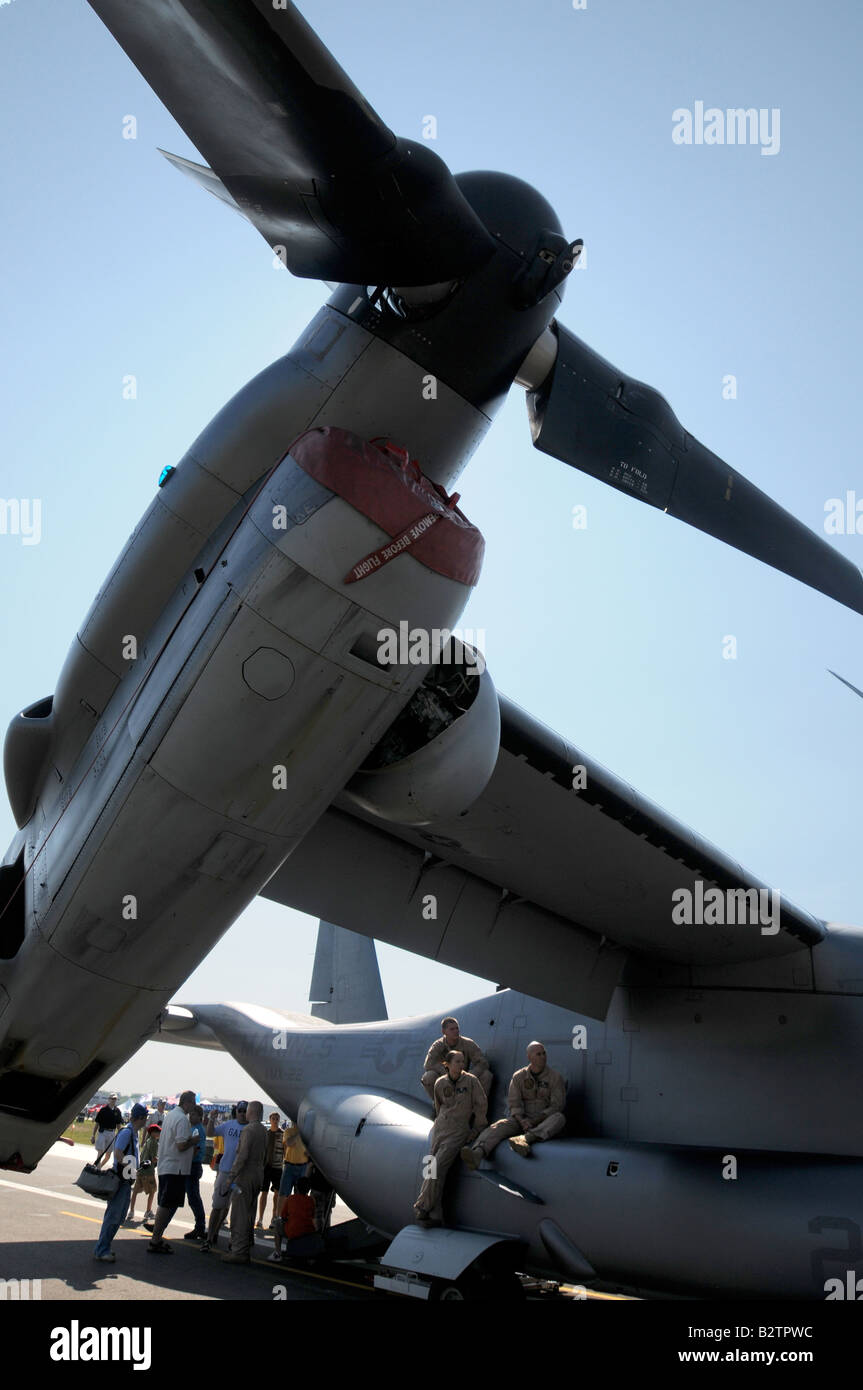Bell boeing v 22 osprey tiltrotor aircraft hi-res stock photography and ...