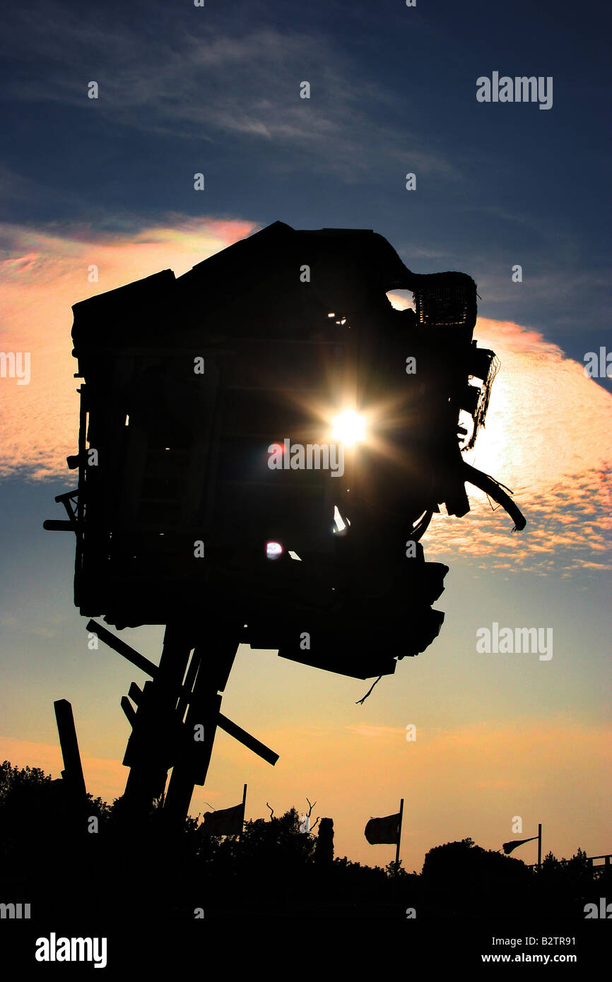 Original head design of Anthony Gormley's Waste Man statue on the ...