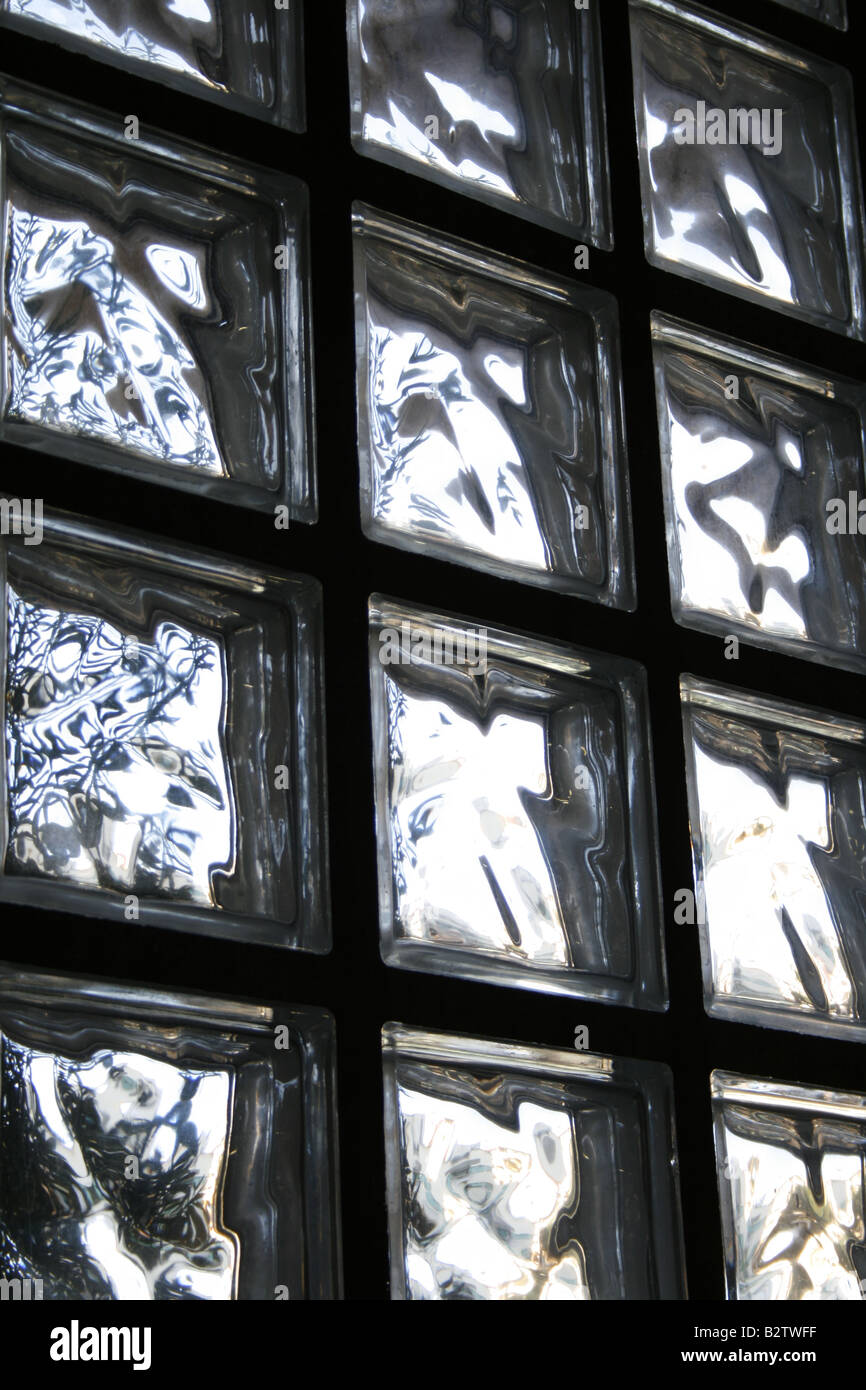 Small panes hi-res stock photography and images - Alamy