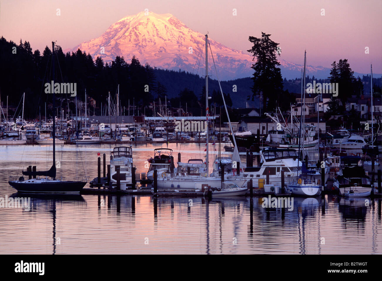 Gig Harbor marina at sunset with Mount Rainier in the background Stock ...