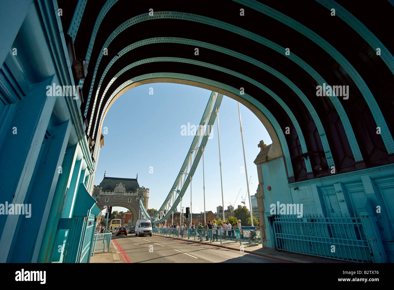 Raise tower bridge hi-res stock photography and images - Alamy