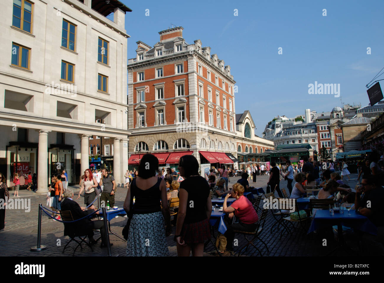 Covent Garden piazza London England Stock Photo - Alamy