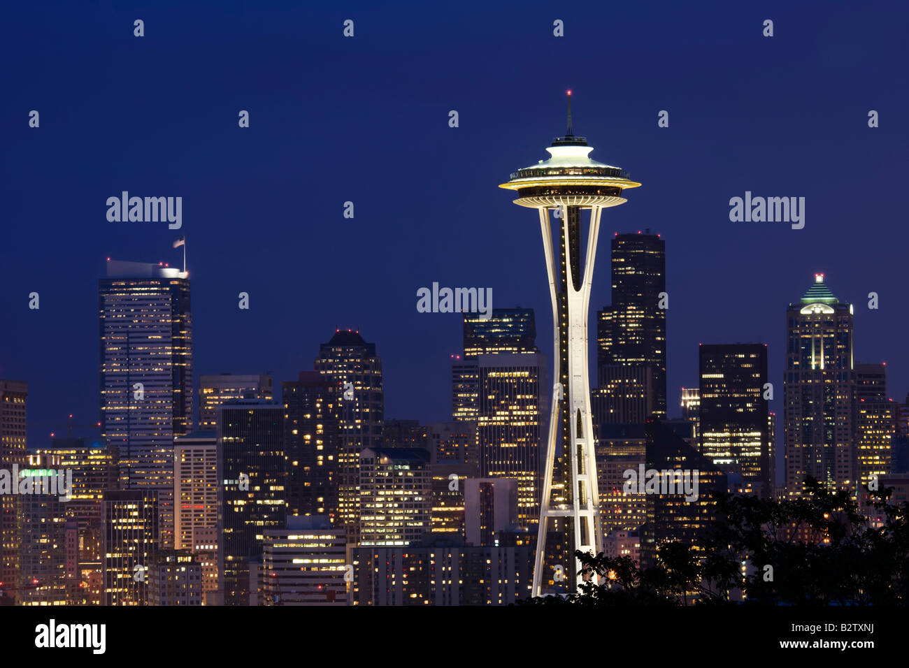 The famous Space Needle as view from Kerry Park in Seattle Washington ...