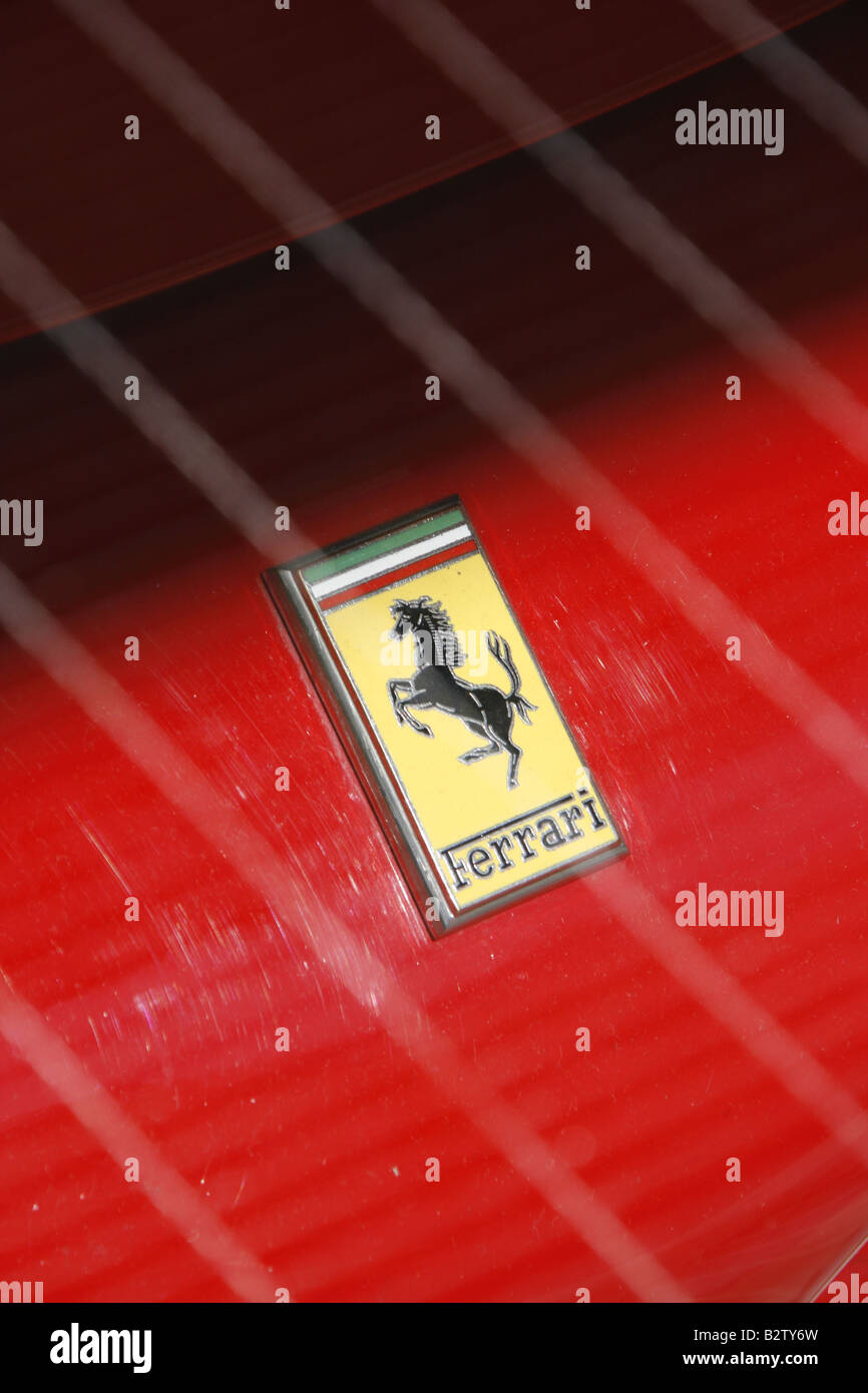 Ferrari car badge hood hi-res stock photography and images - Alamy