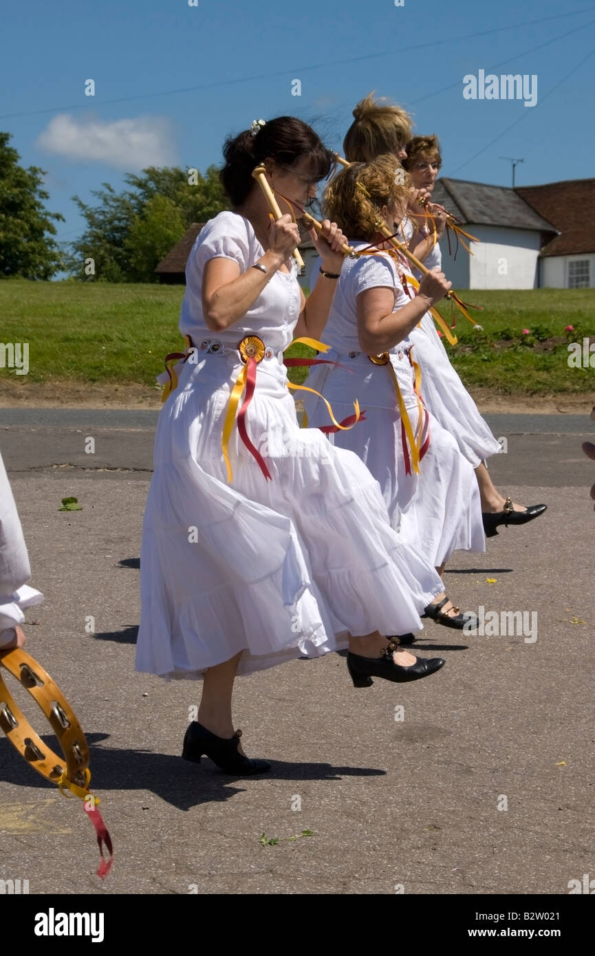 Summer Solstice Morris Dancers, Rushlake Green, East Sussex, England ...