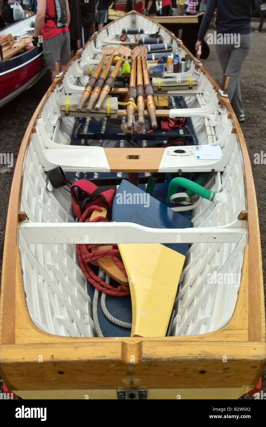 boat ready for rowing race Stock Photo - Alamy