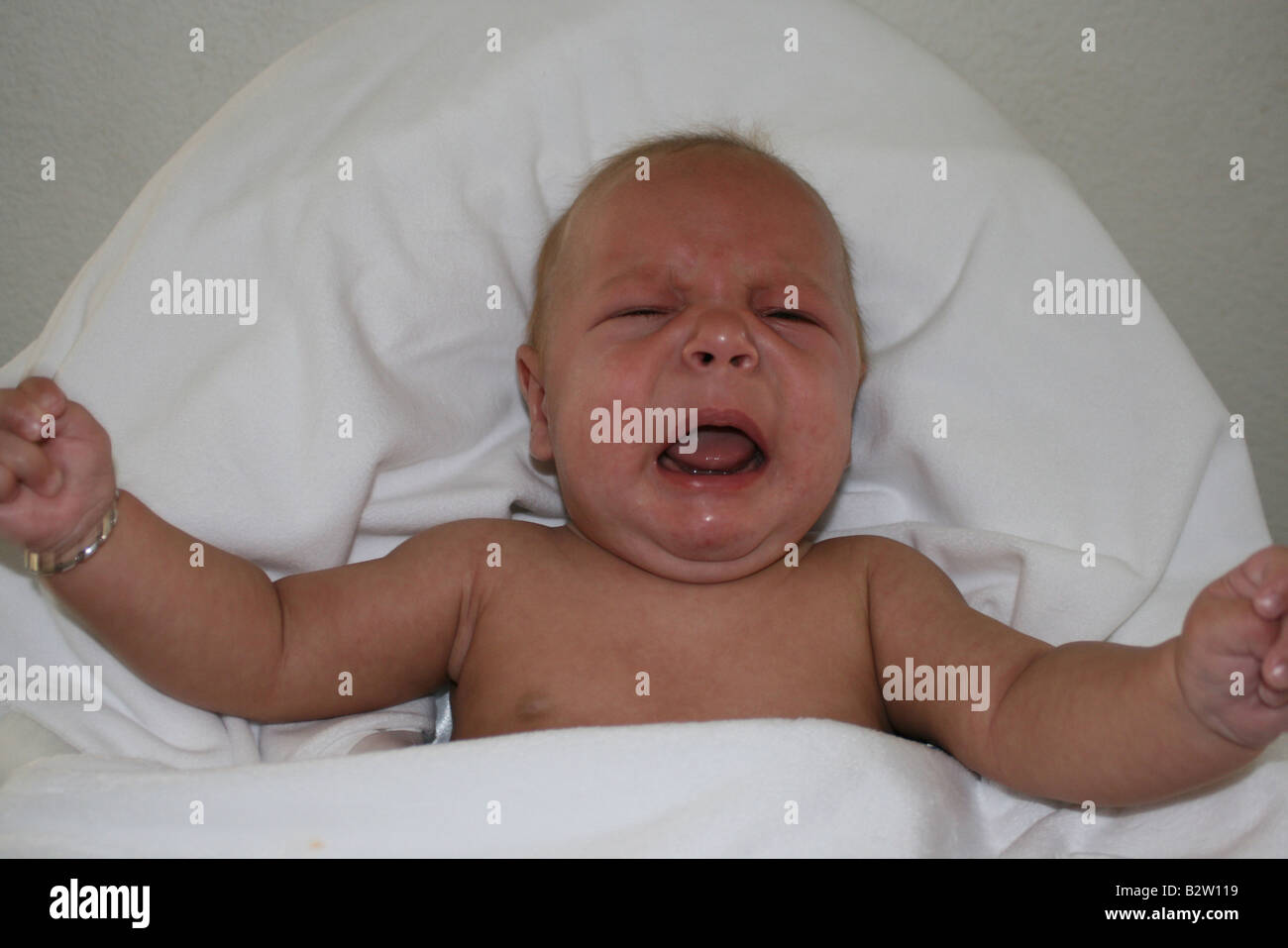 angry baby screaming Stock Photo - Alamy