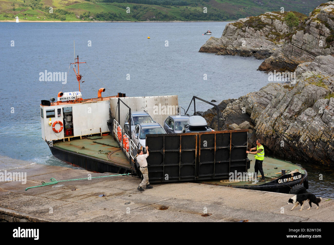 Glenelg to Kylerhea ferry, "Glenachulish" docking at the slipway at ...