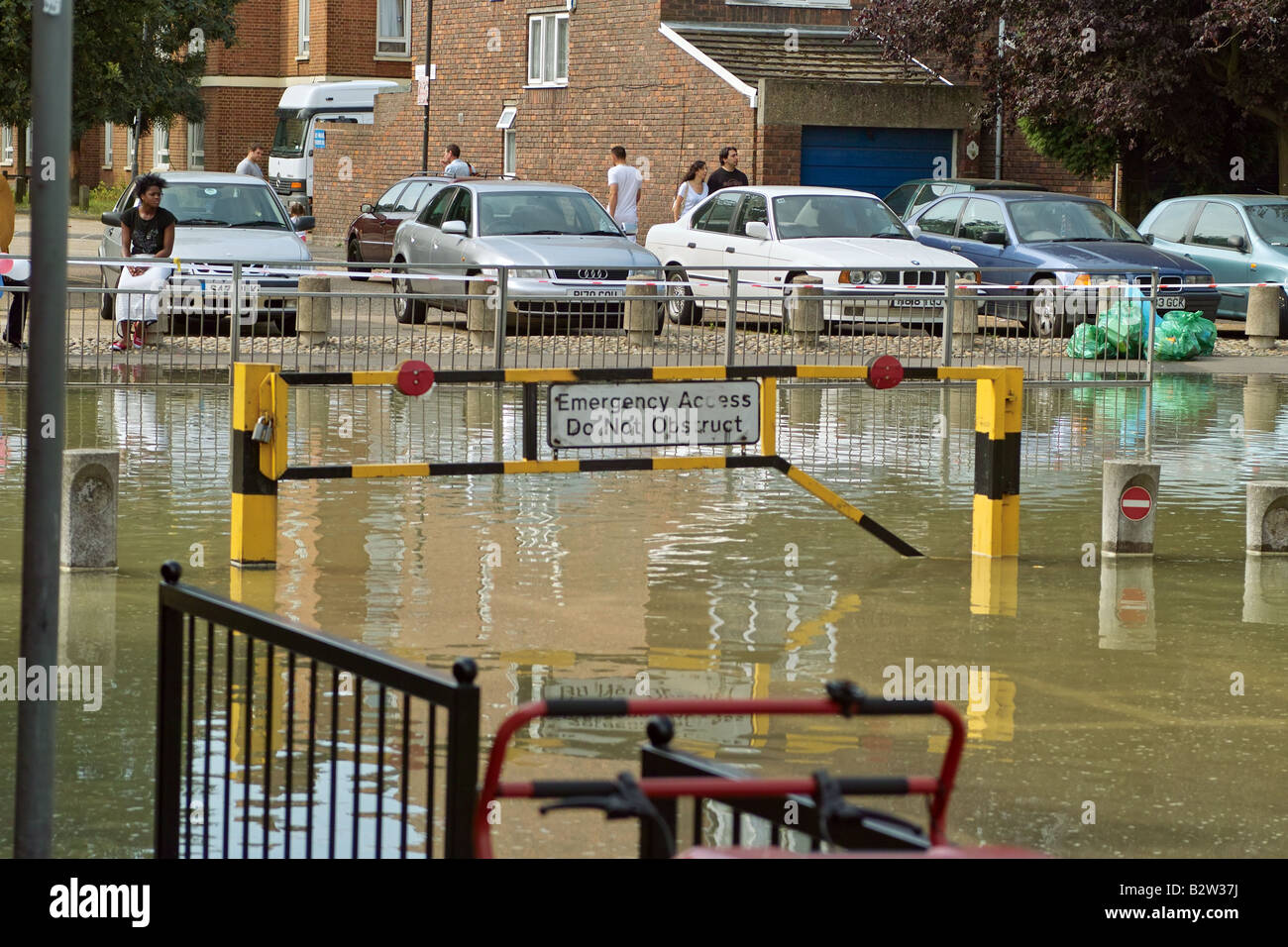 Urban flood hi-res stock photography and images - Alamy