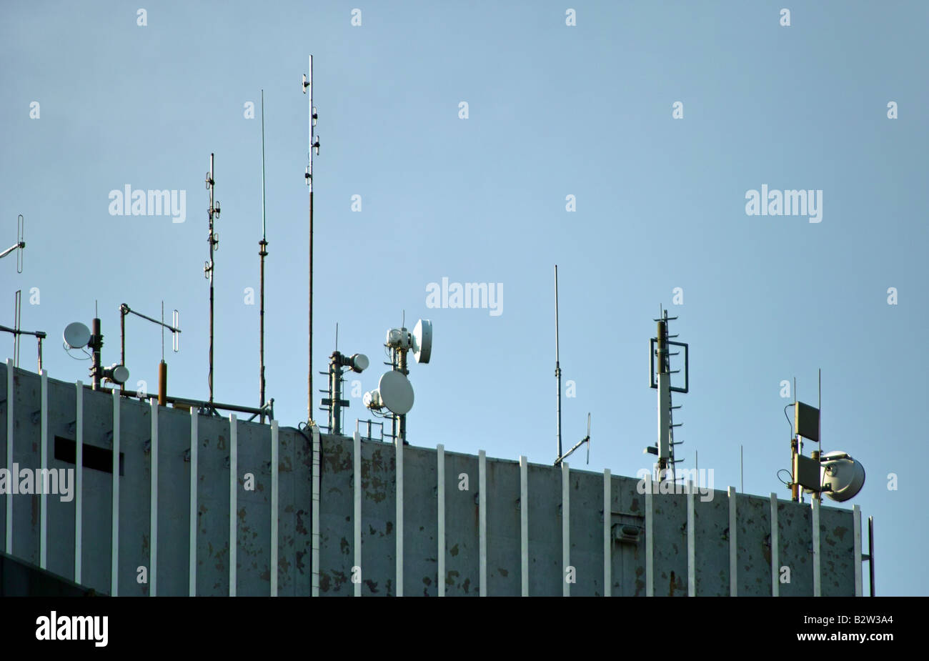 Radio masts hi-res stock photography and images - Alamy