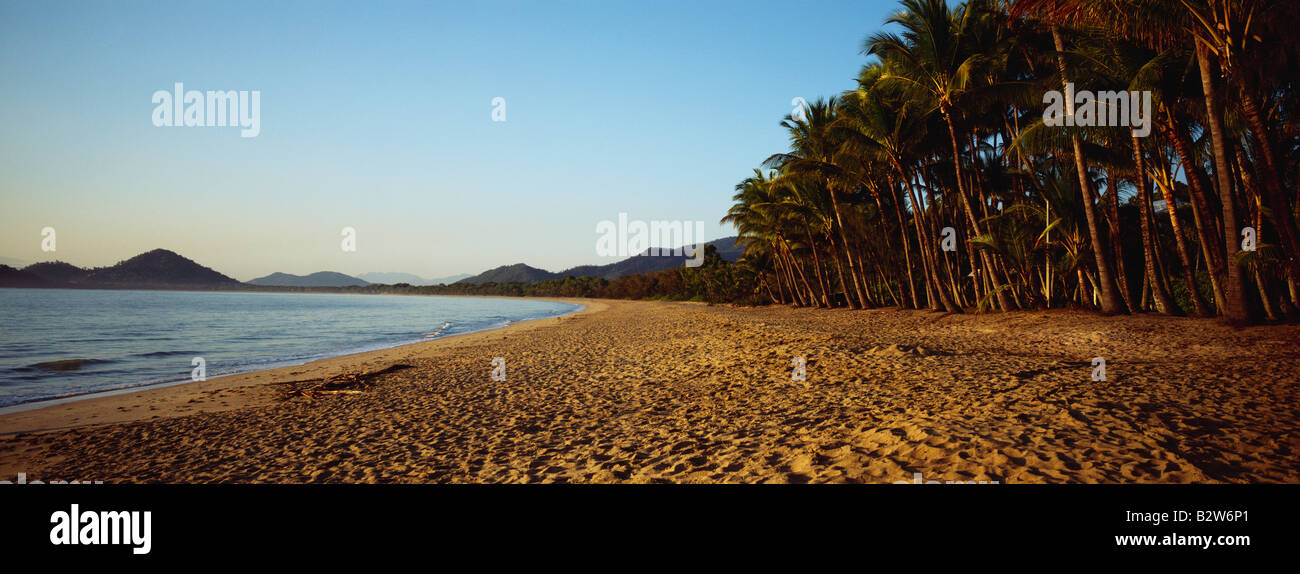 Oak beach, queensland, australia hi-res stock photography and images ...