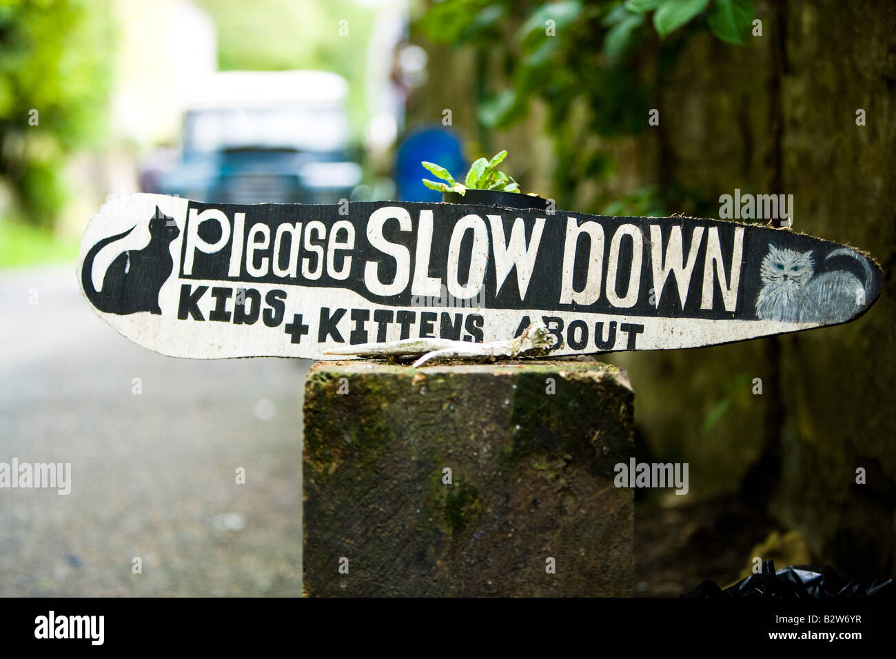 Slow lane hi-res stock photography and images - Alamy