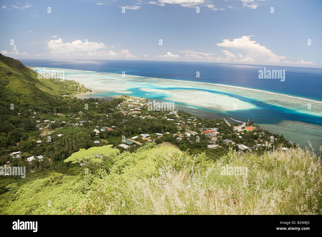 Coral island moorea hi-res stock photography and images - Alamy