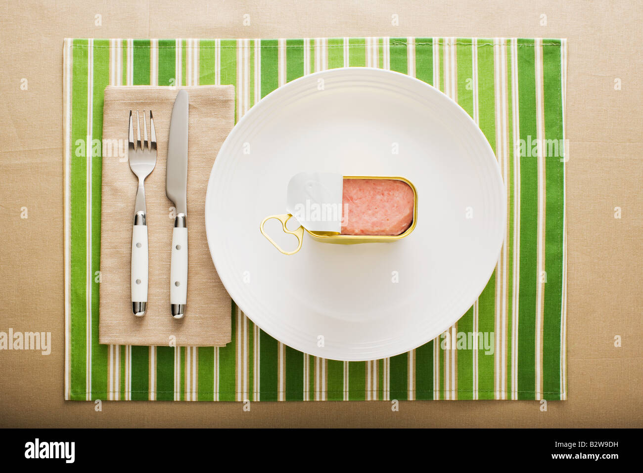 Can of ham hi-res stock photography and images - Alamy