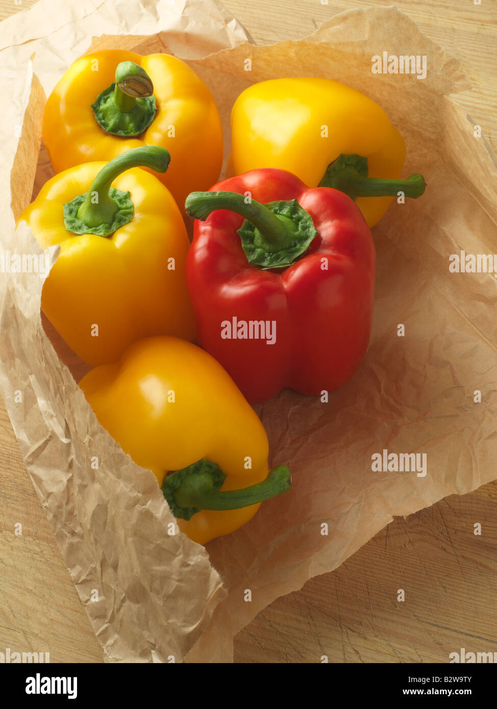 Bell peppers hi-res stock photography and images - Alamy