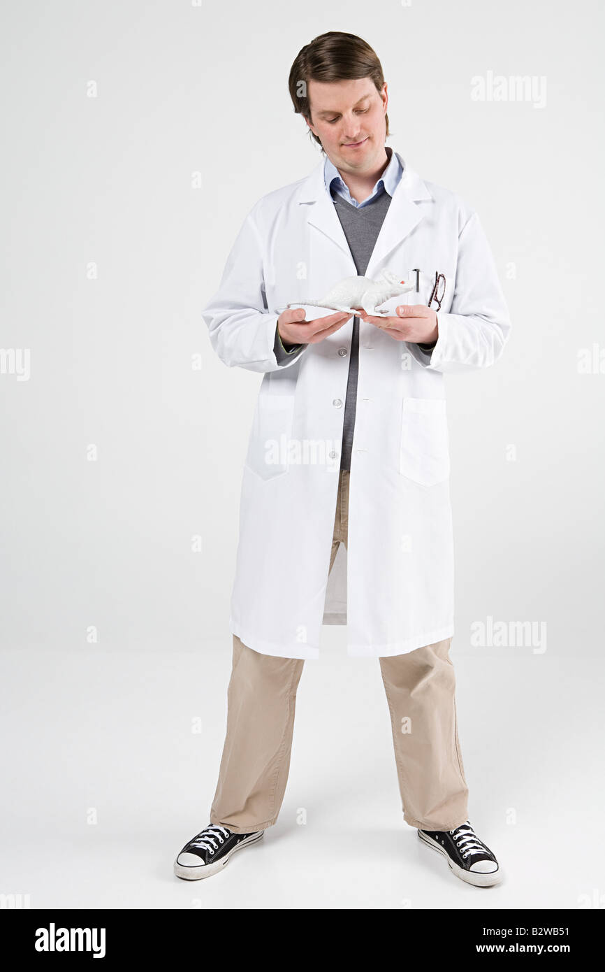 White male lab research rat hi-res stock photography and images - Alamy