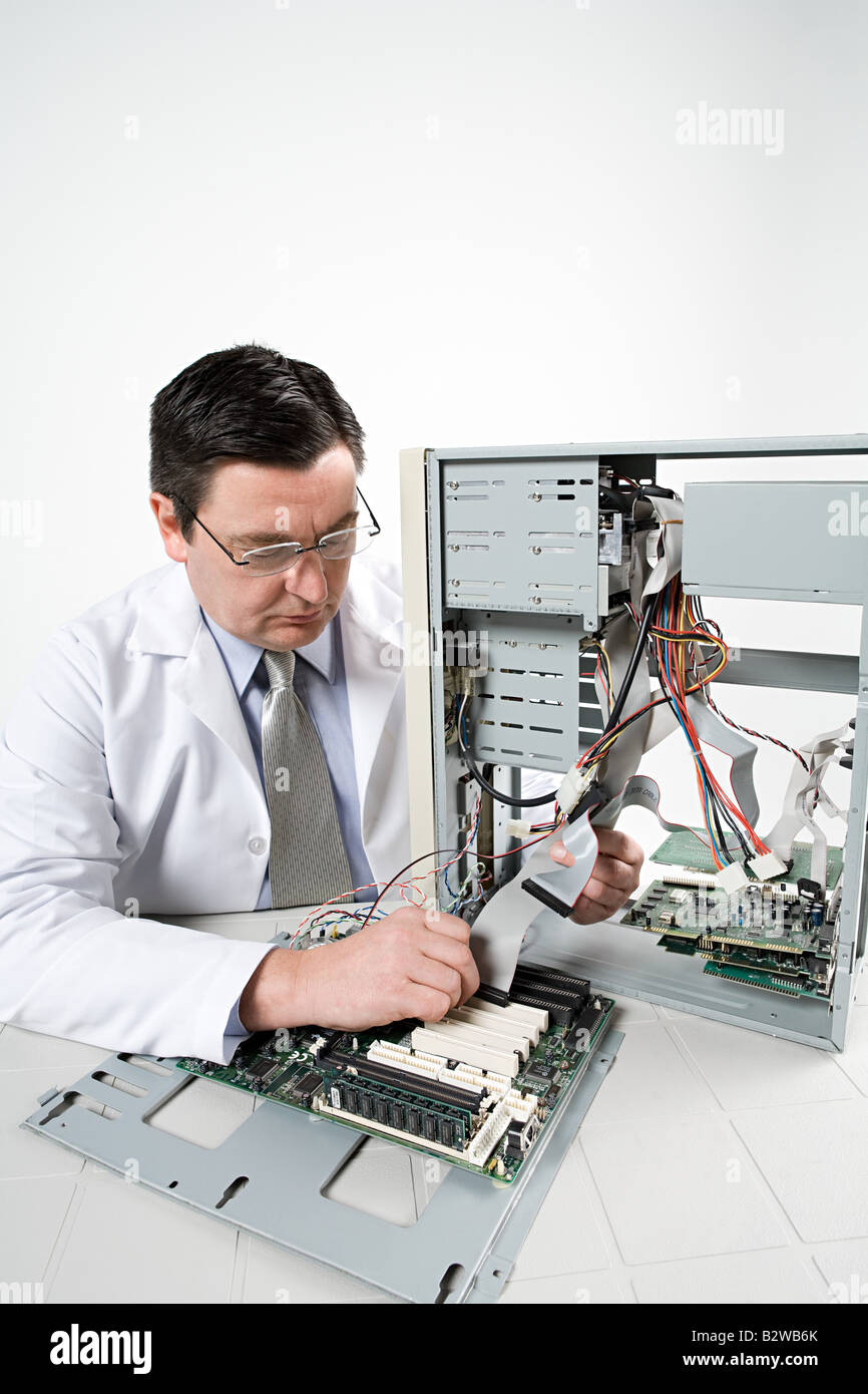 Computer ribbon cable hi-res stock photography and images - Alamy