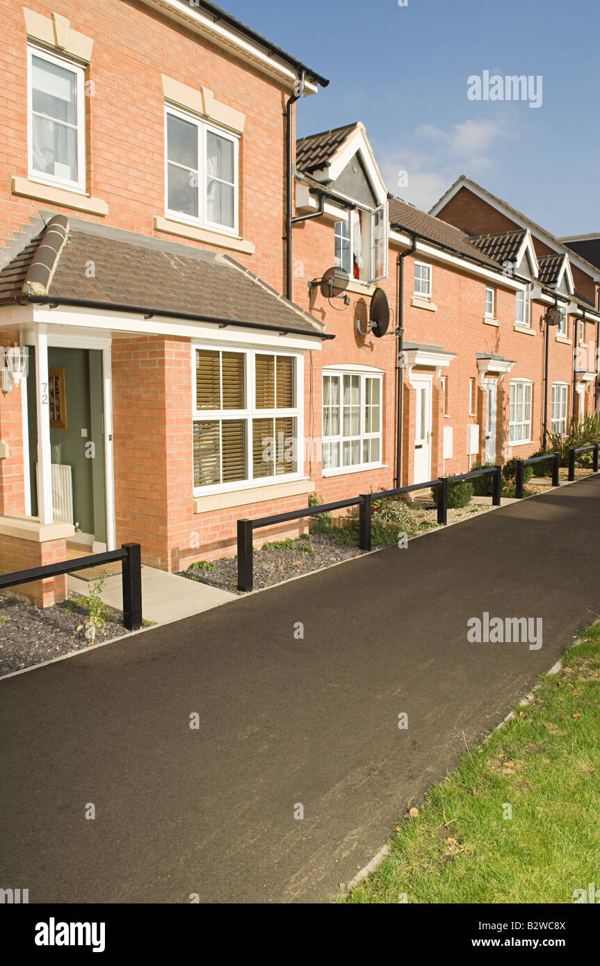 Front Of Terraced Houses Stock Photos & Front Of Terraced Houses Stock ...
