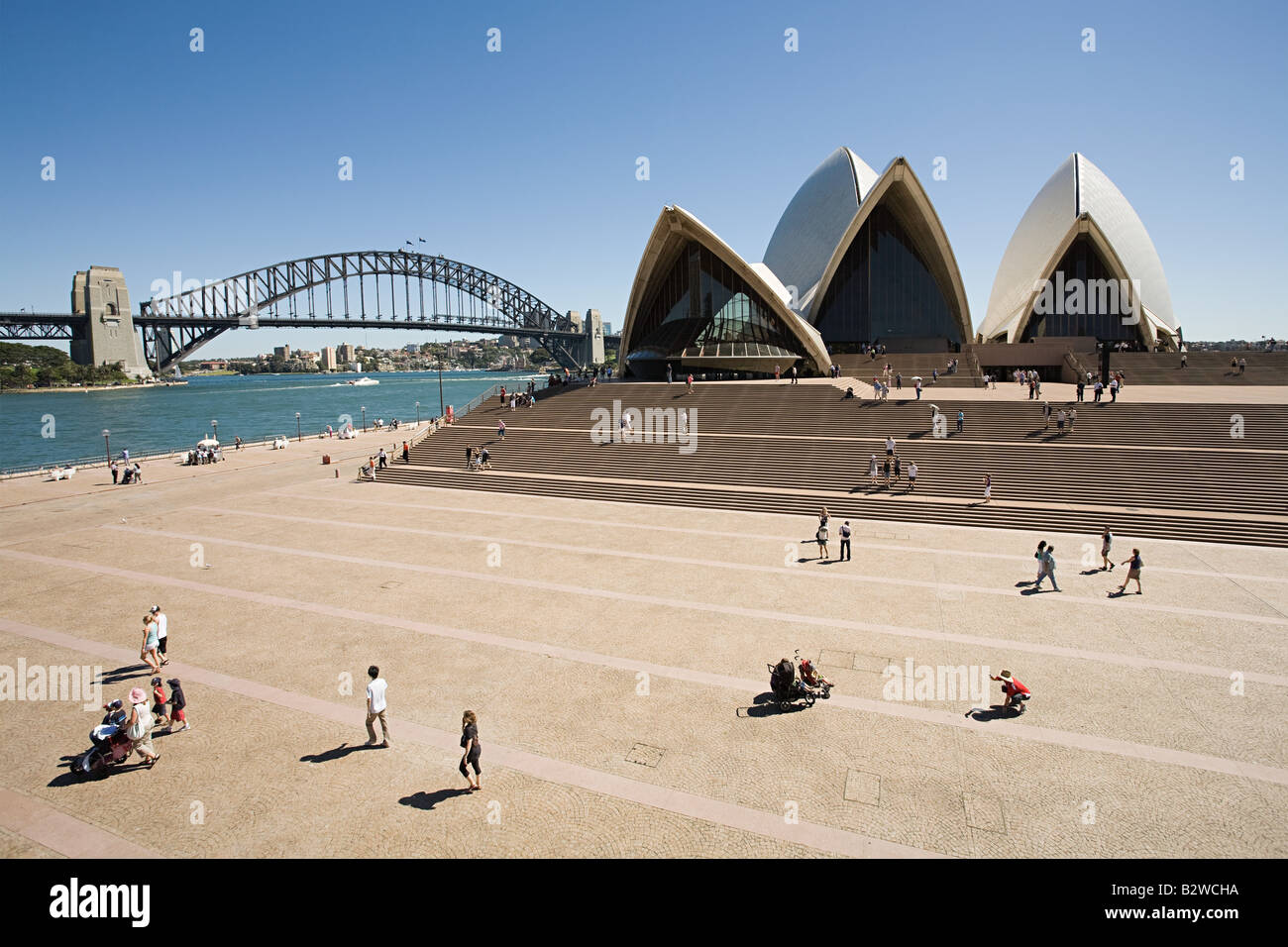 Sydney opera house and sydney harbour bridge Stock Photo - Alamy