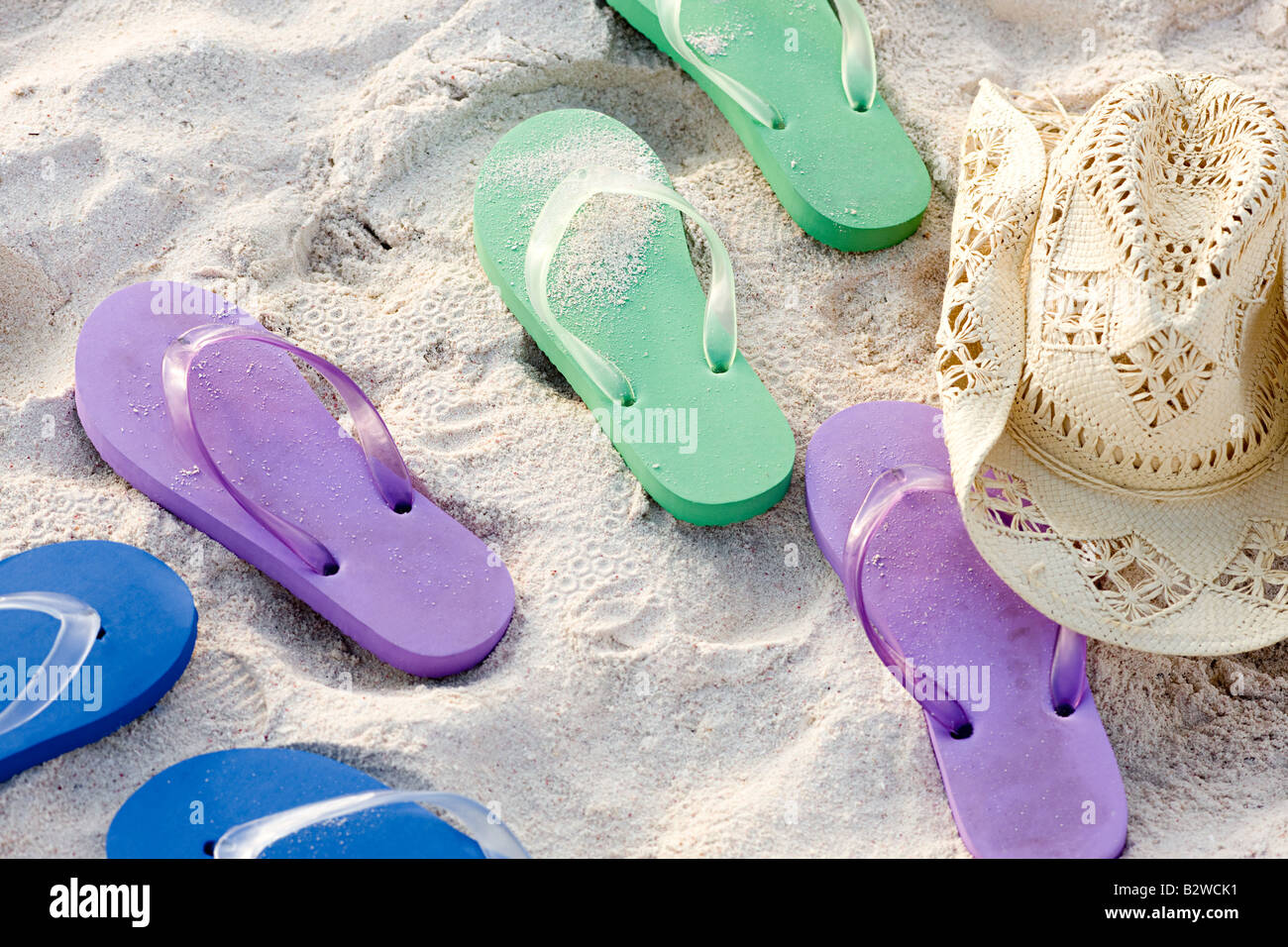 Purple beach day flip hi-res stock photography and images - Alamy