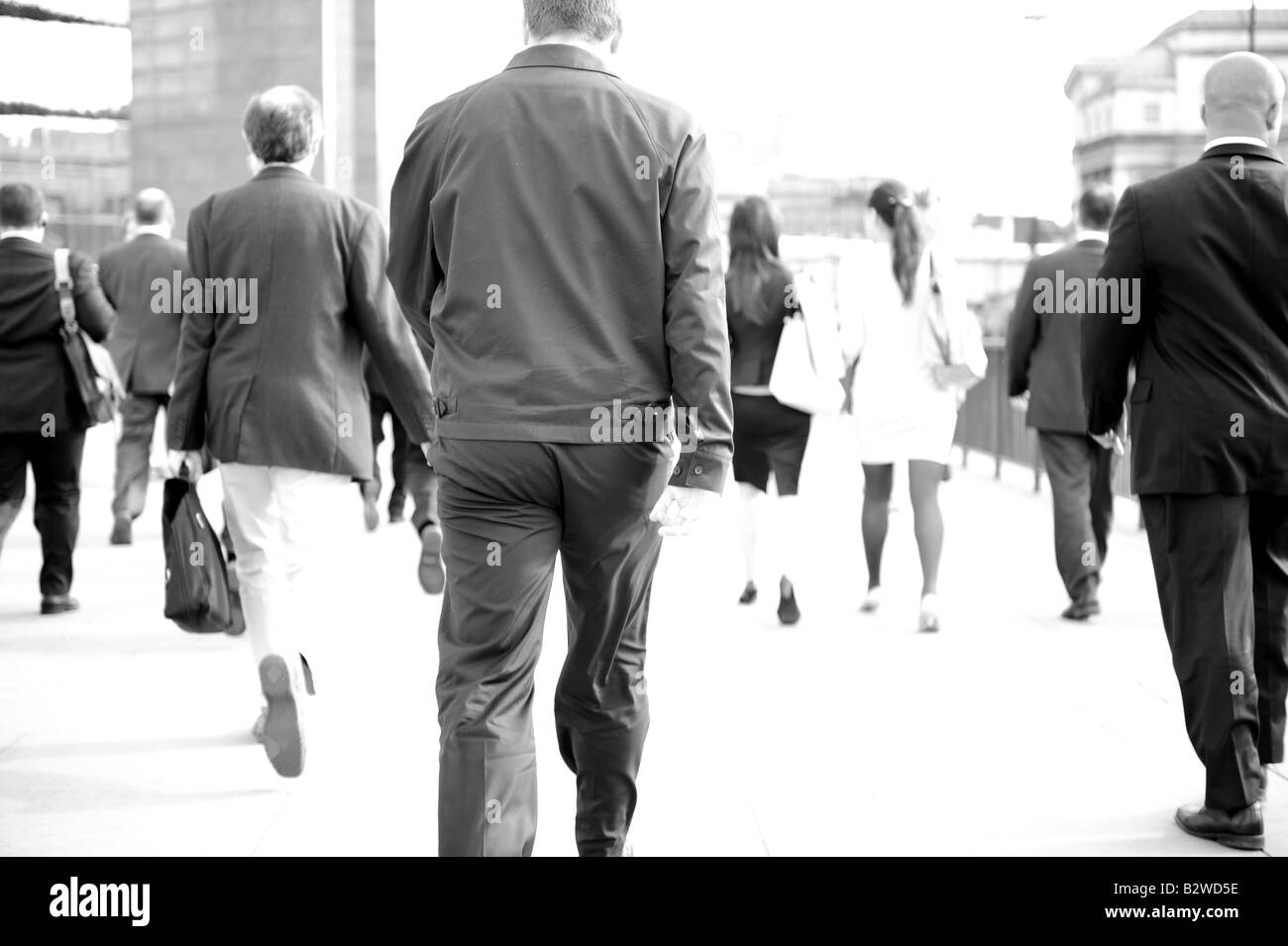 City london commuters walking Black and White Stock Photos & Images - Alamy