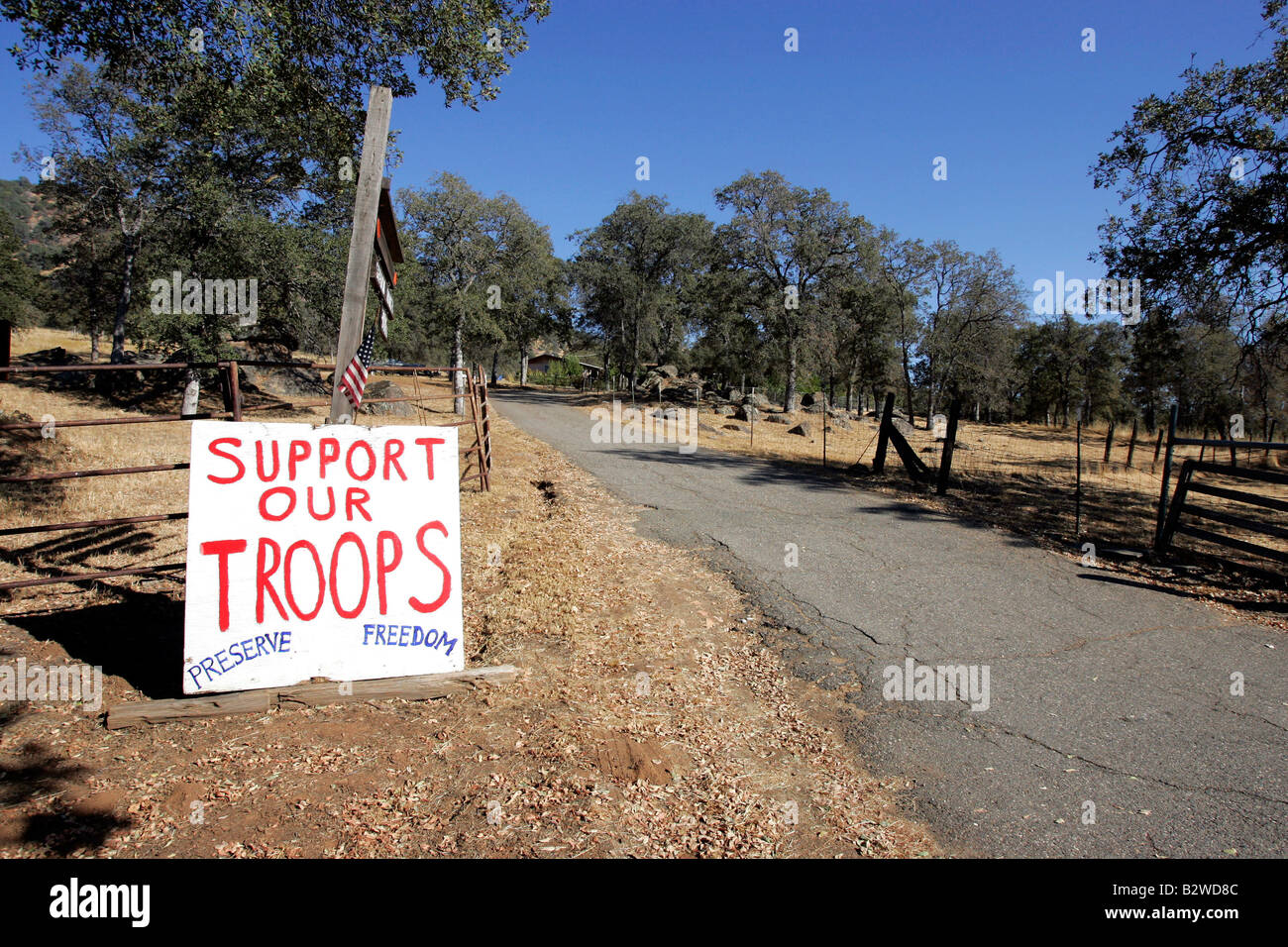We support our troops hi-res stock photography and images - Alamy