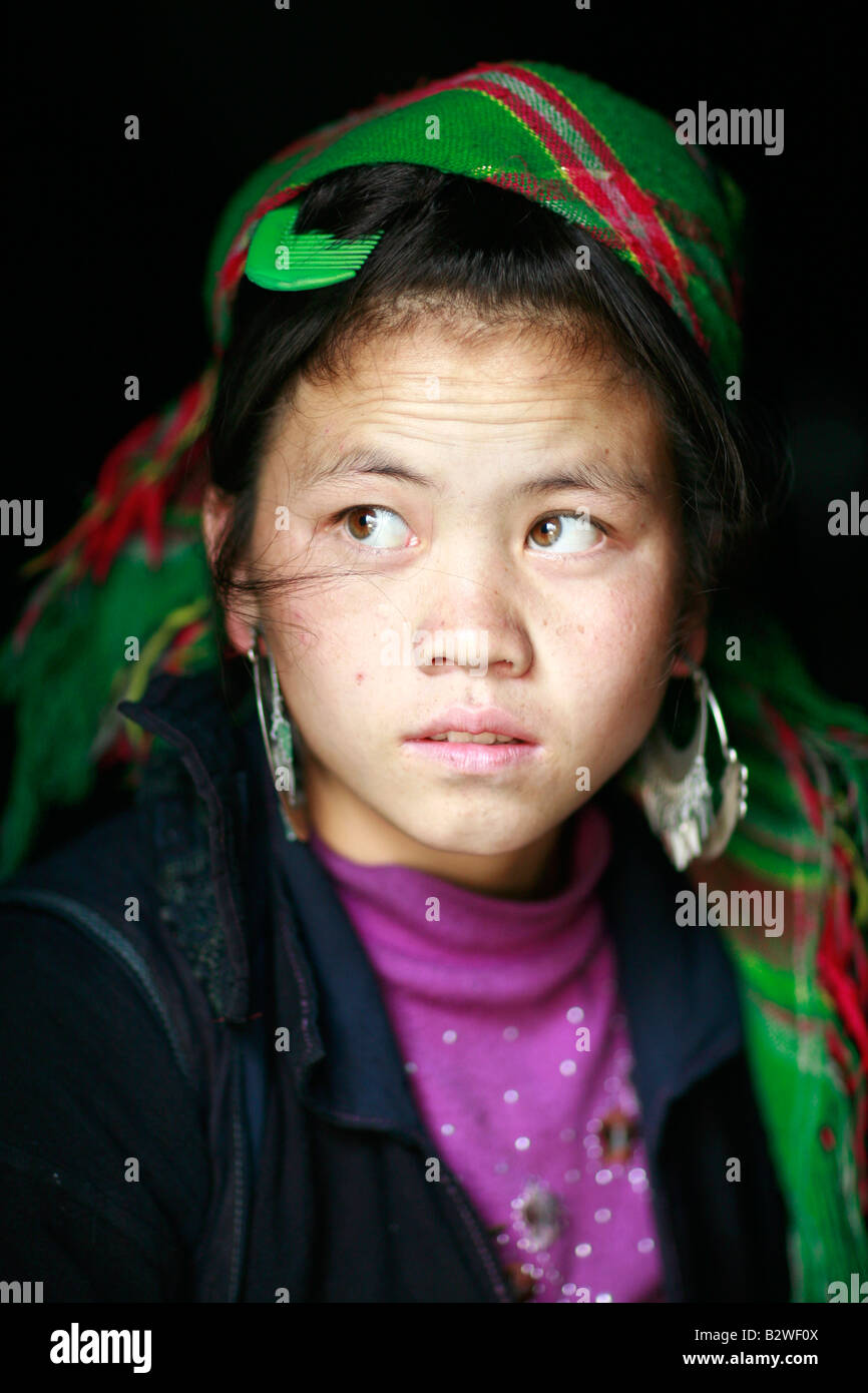 Black Hmong girl, at the village of Sin Chai, Near Sapa, Vietnam Stock ...