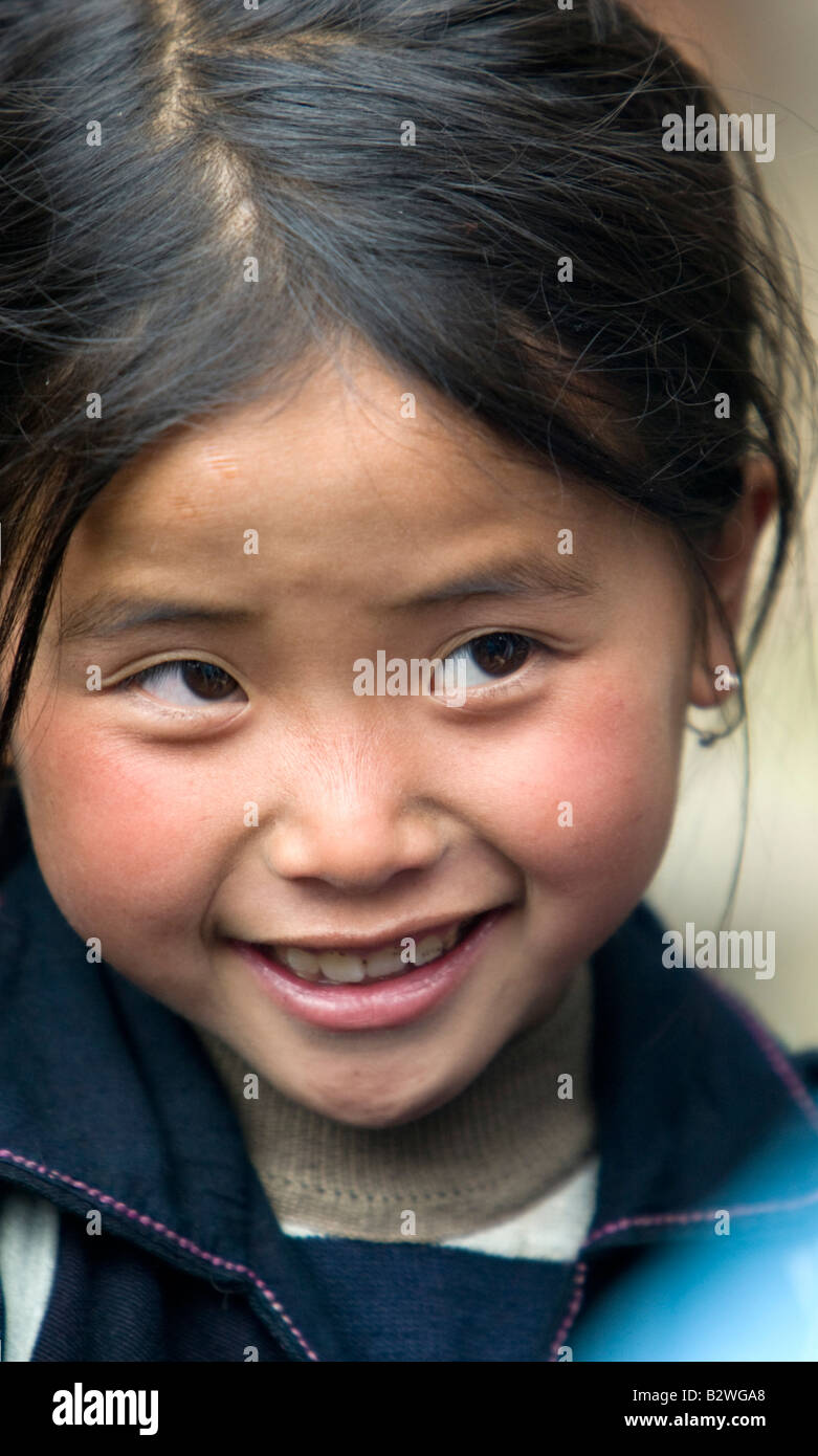 Vietnam girl rural hi-res stock photography and images - Alamy