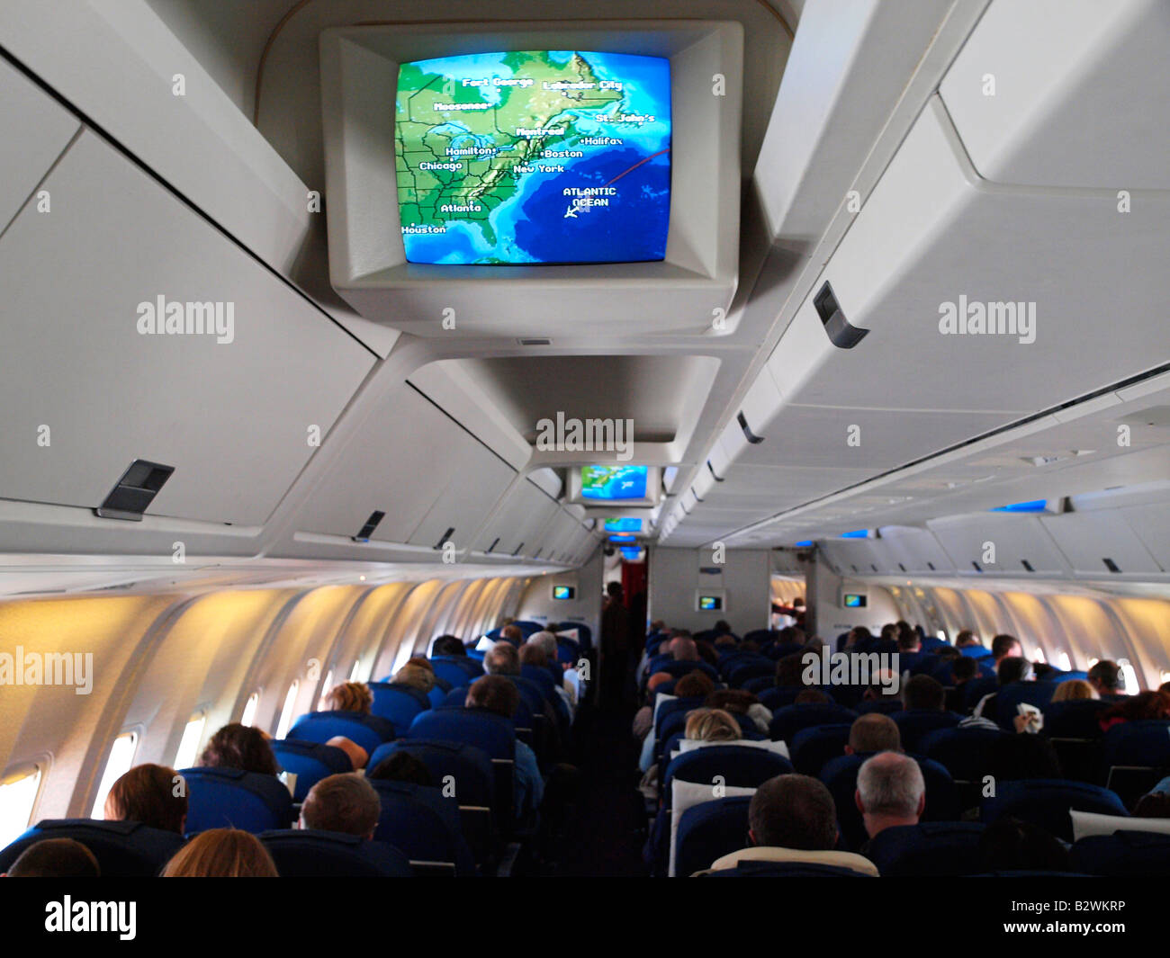 transatlantic flight, Boing, long distance flight, passengers Stock ...