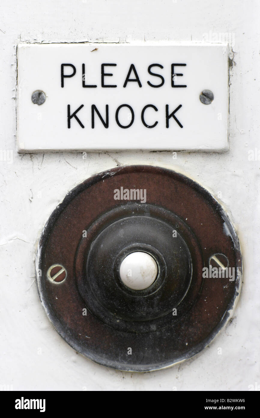 Please knock hi-res stock photography and images - Alamy