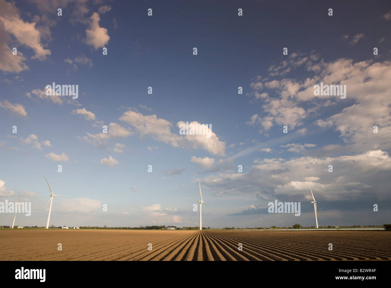Wind turbine power fens hi-res stock photography and images - Alamy