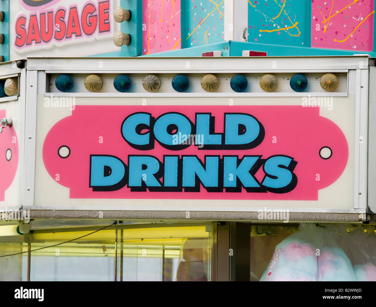 Cold Drinks Sign High Resolution Stock Photography and Images - Alamy