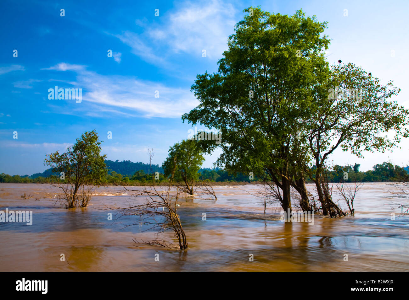 Si phan don four thousand islands hi-res stock photography and images ...