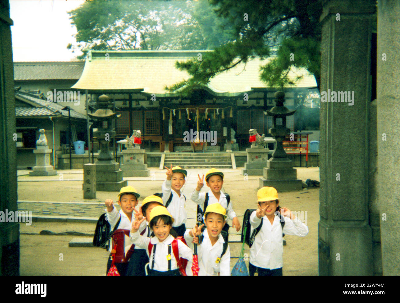 A group of children at a Japanese Shrine Stock Photo - Alamy