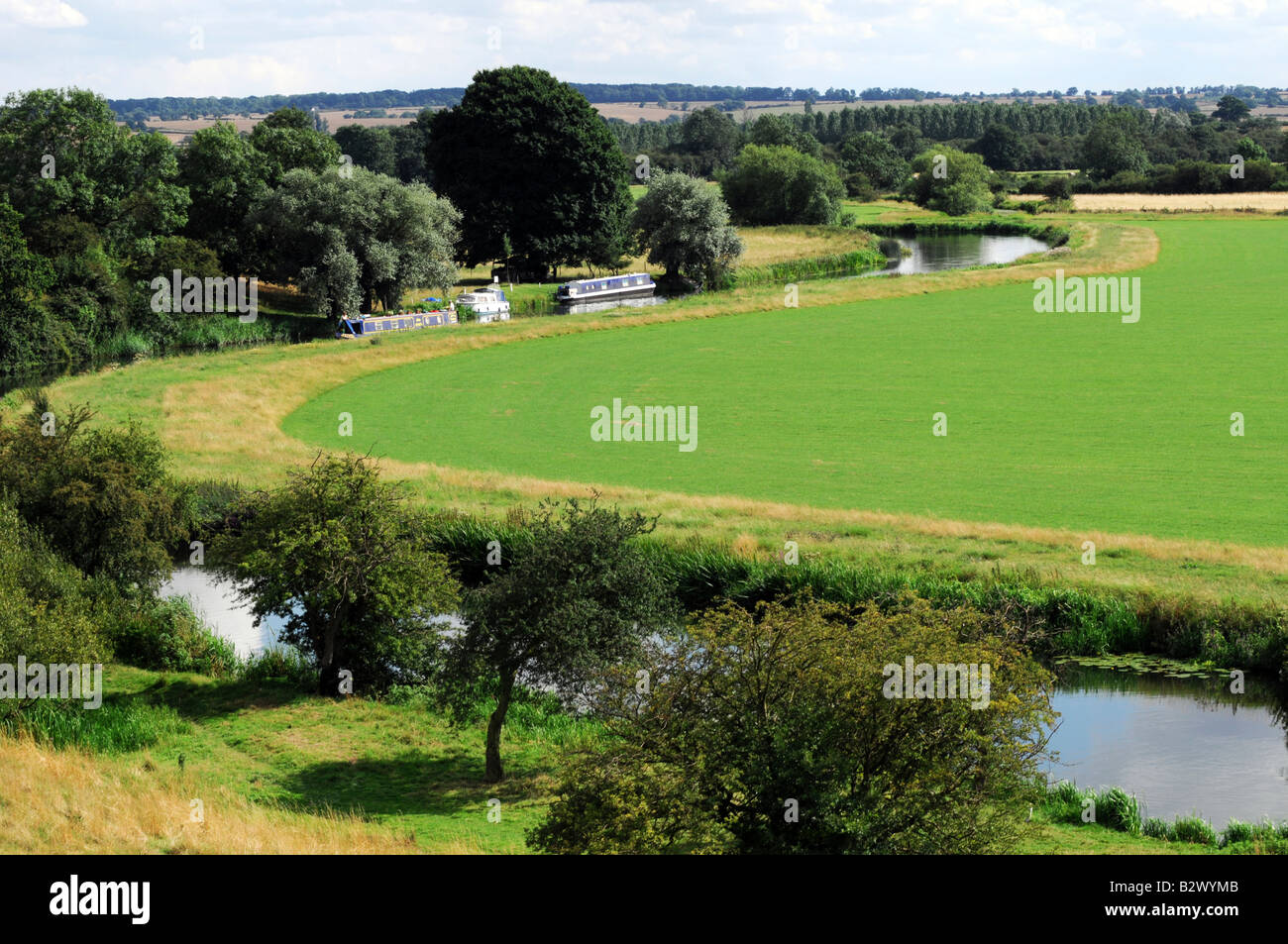 River meander uk hi-res stock photography and images - Alamy