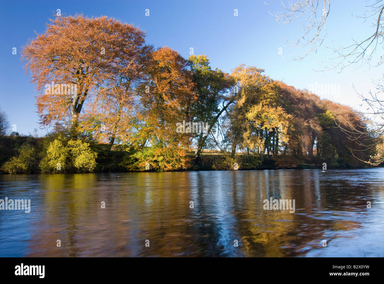River eske hi-res stock photography and images - Alamy