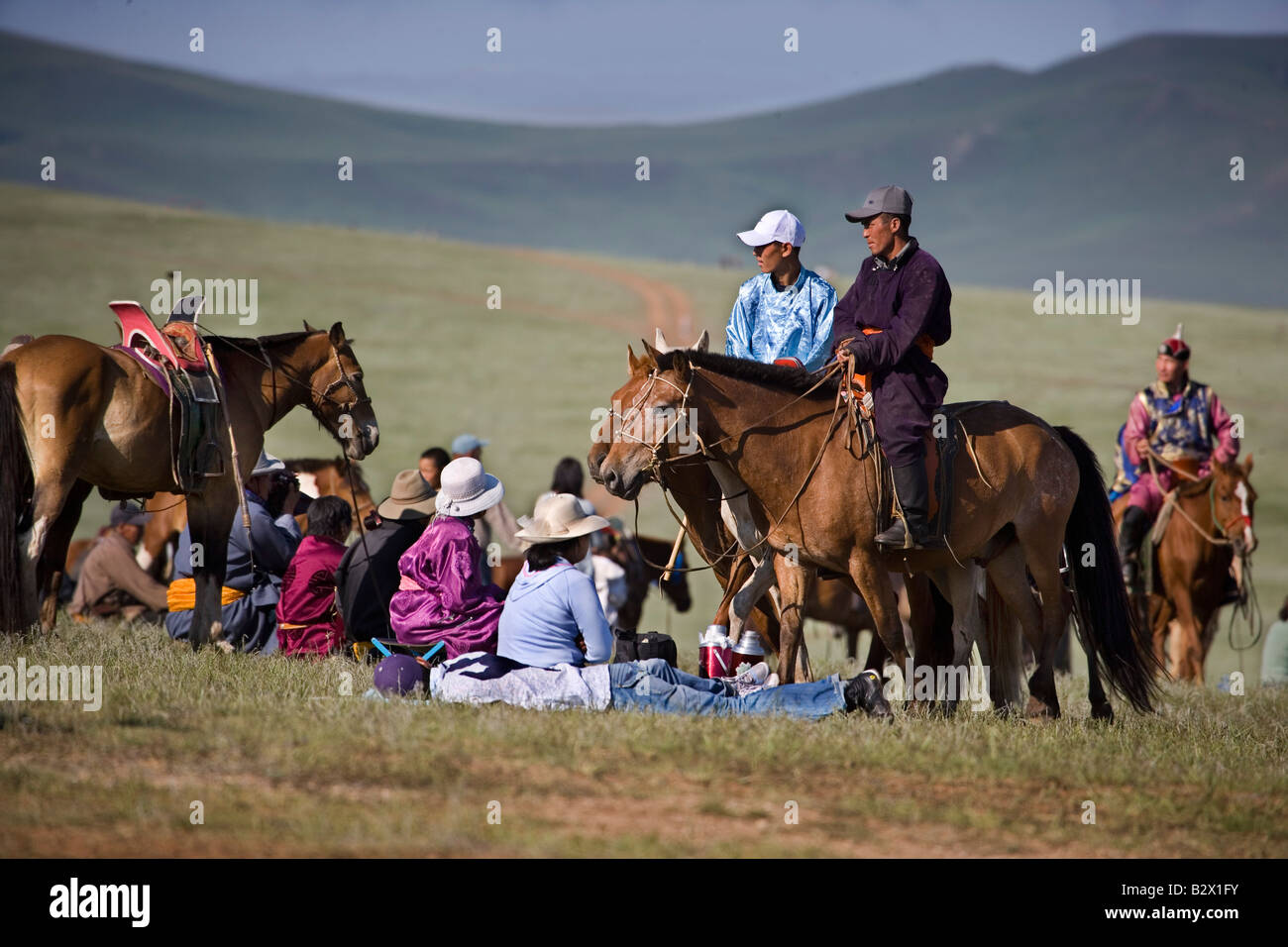 Mongolian naadam festival horse race hi-res stock photography and ...